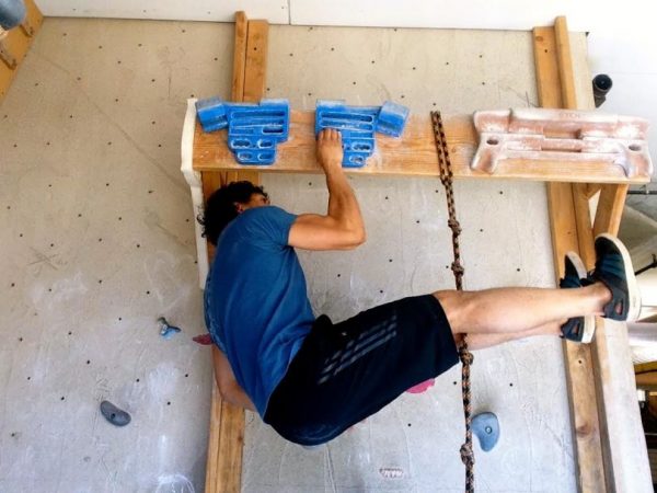 Metolius Hangboard – A Beginners Training Guide